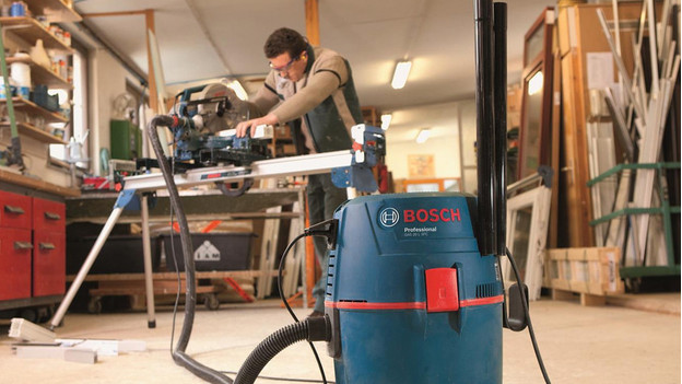 What can you use a construction vacuum for? | Coolblue - Free delivery ...