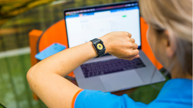 How do you keep in touch with friends and family thanks to Apple ...