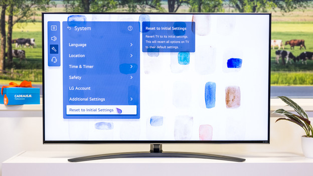 How do I reset my LG television to factory settings? | Coolblue - Free ...