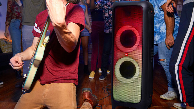 How do you choose the right JBL party speaker? | Coolblue - Free ...