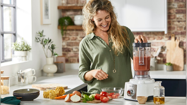 Making smoothies with a food processor | Coolblue - Free delivery & returns