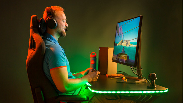 How do you set up the sound of your Xbox Series X/S headset? | Coolblue ...