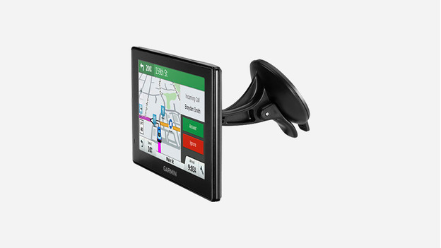 Compare the Garmin Drive, DriveSmart, DriveAssist and DriveLuxe ...