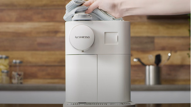 Wie entkalkst du deine Nespresso Gran Lattissima? | Coolblue ...