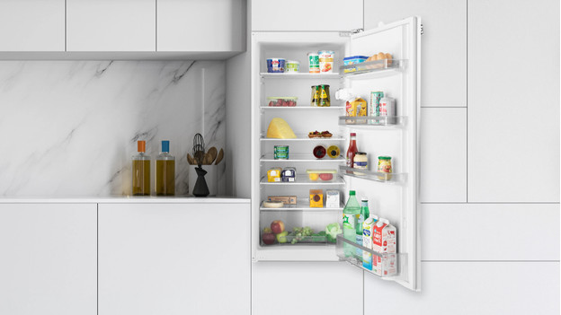 How do I build in my fridge? | Coolblue - Free delivery & returns