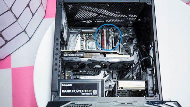 How do you replace the RAM in a desktop? | Coolblue - Free delivery ...