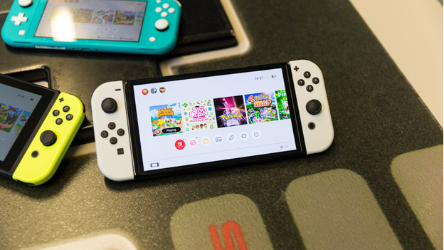 Expert review for the Nintendo Switch OLED | Coolblue - Free delivery ...
