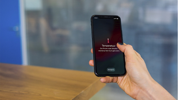 What to do with an overheated iPhone? | Coolblue - Free delivery & returns