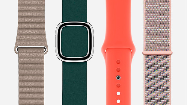 How do I set up my Apple Watch for left-handed use? | Coolblue - Free ...