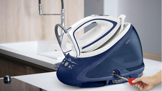 First aid for irons | Coolblue - Free delivery & returns