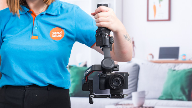 Get started with a gimbal for your camera | Coolblue - Free delivery ...