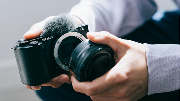 Tips for vlogging about food and drinks | Coolblue - Free delivery ...