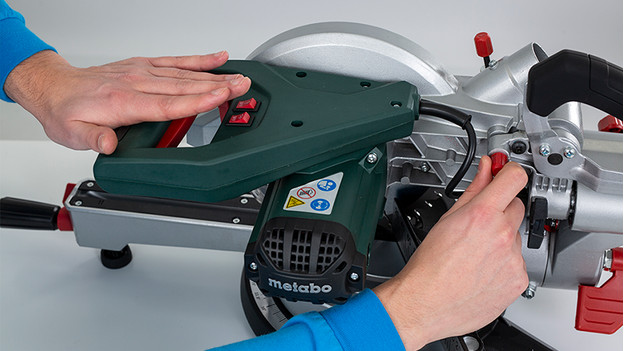 Getting started with your Metabo KGS 216 M | Coolblue - Free delivery ...
