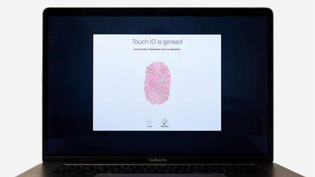 How do I install my MacBook? | Coolblue - Free delivery & returns