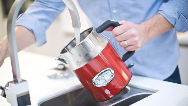 How do I prepare my electric electric kettle for use? | Coolblue - Free ...