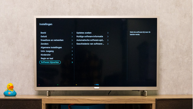 How do you solve stripes on the screen of your Philips TV? | Coolblue ...