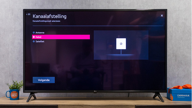 How do you set up your LG television? | Coolblue - Free delivery & returns
