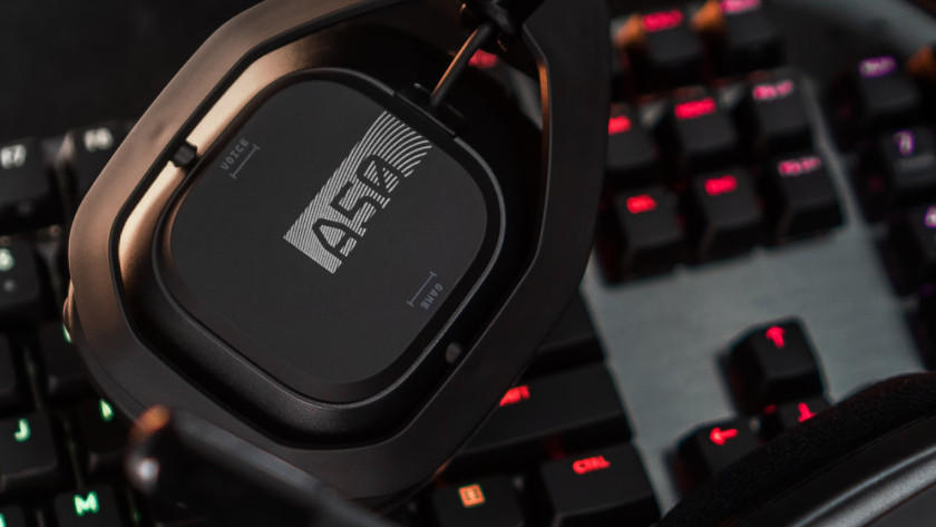 Astro A20 vs A40 vs A50 gaming headsets | Coolblue - Free delivery ...