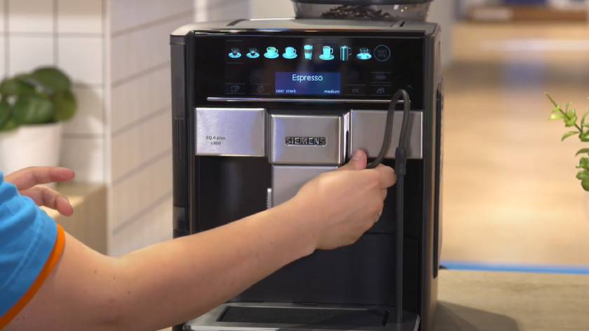 Advice on fully automatic espresso machines | Coolblue - Free delivery ...