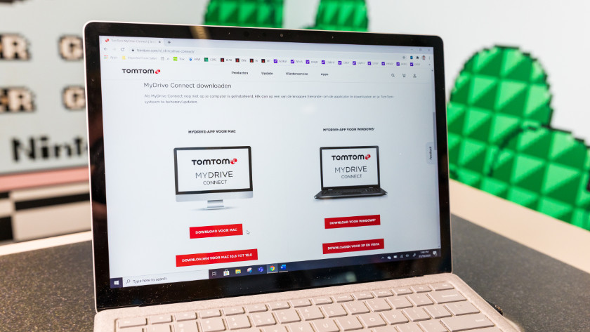 How do I update my TomTom with MyDrive Connect? | Coolblue - Free ...