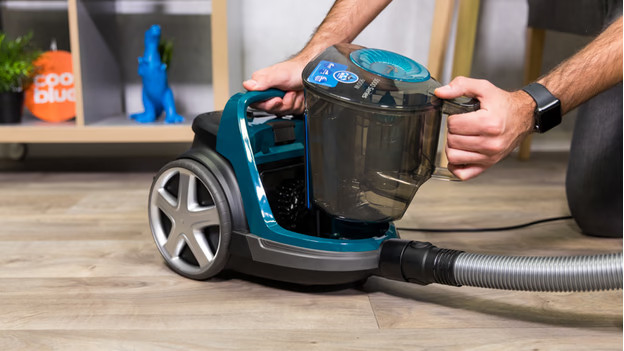 What determines my vacuum s suction power Coolblue Free delivery returns