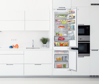 Buy Built-in fridge freezer combination? | Coolblue - Fast delivery